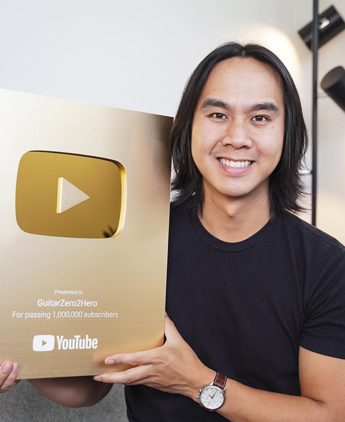 GuitarZero2Hero: Learn How To Play The Guitar